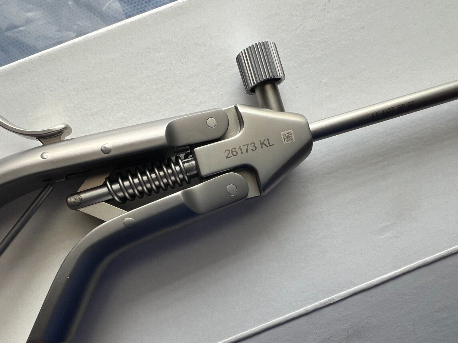 Karl Storz 26173KL KOH Macro Needle Holder with TC insert 5mm x 33cm G ...